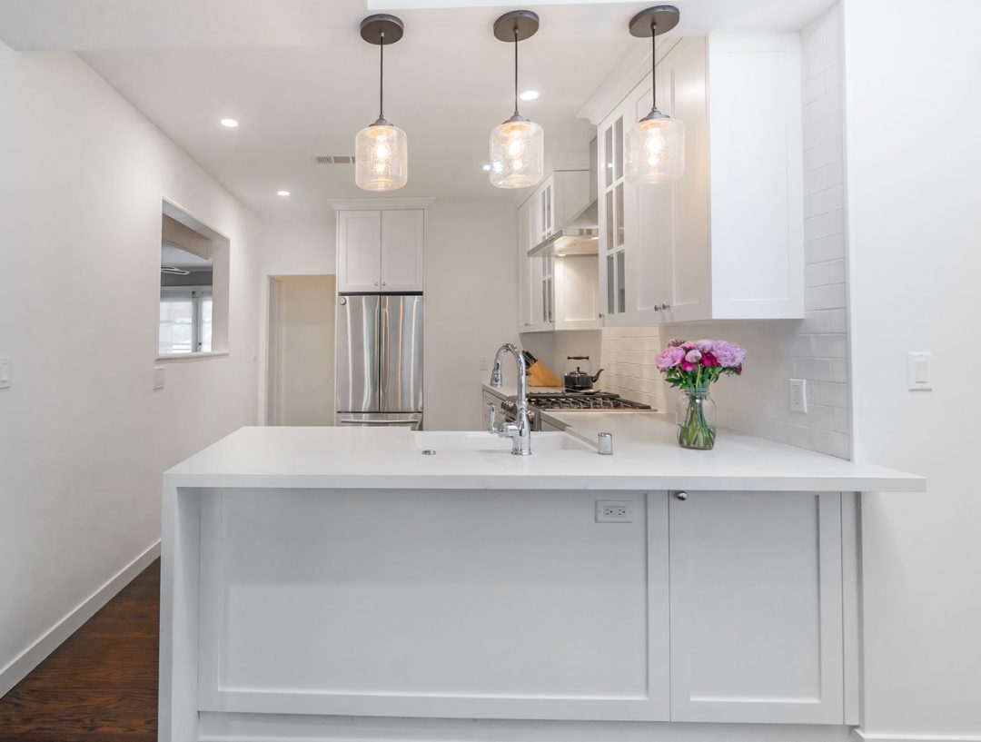 kitchen-lighting-electric-outlets | Eden Builders